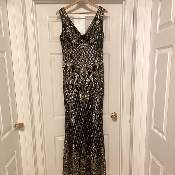R&M Richards | Dresses | Rm Richards Black Gown With Gold Sequins ...